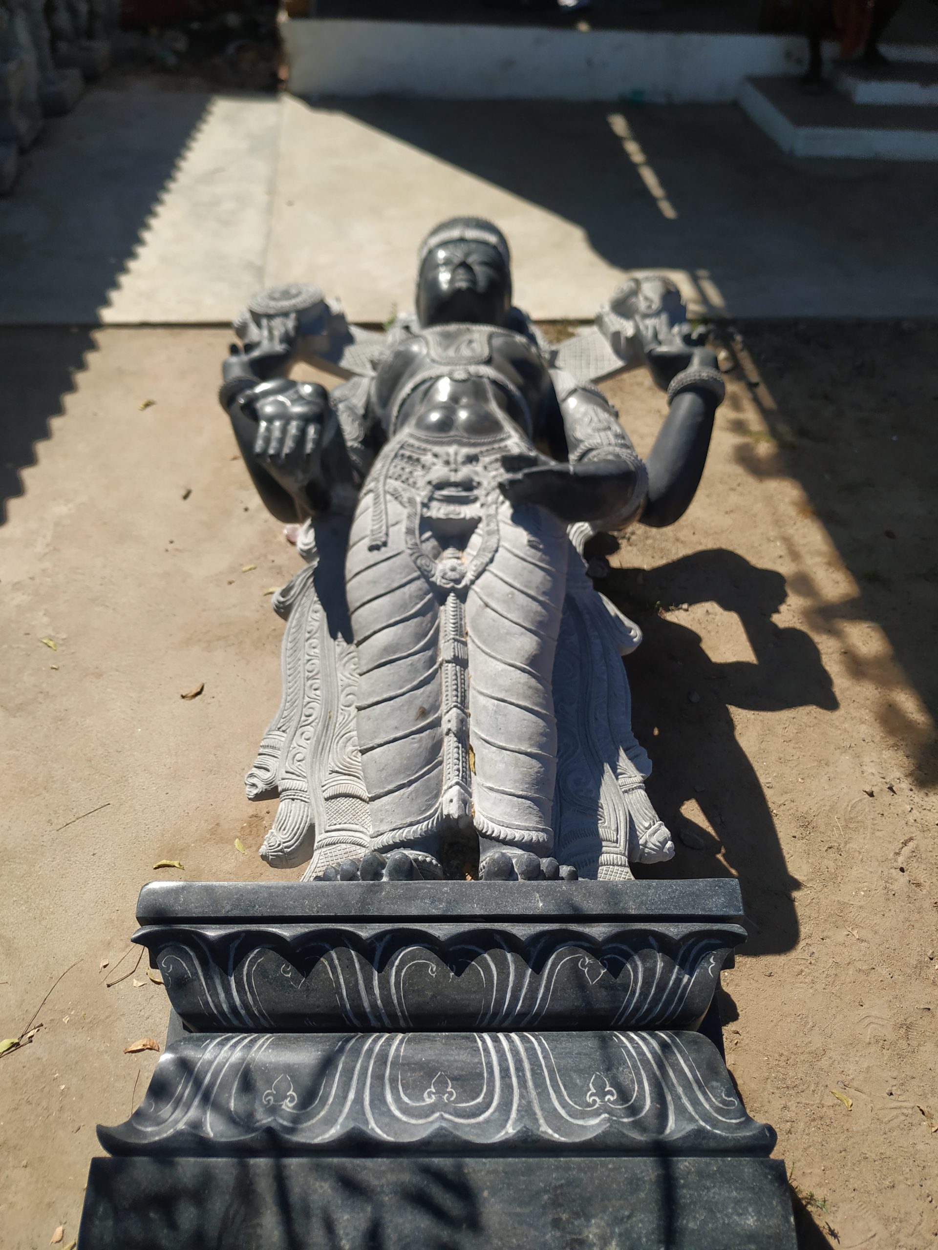 Perumal Stone Statue 10 Feet - Temple Statues For Sale Online
